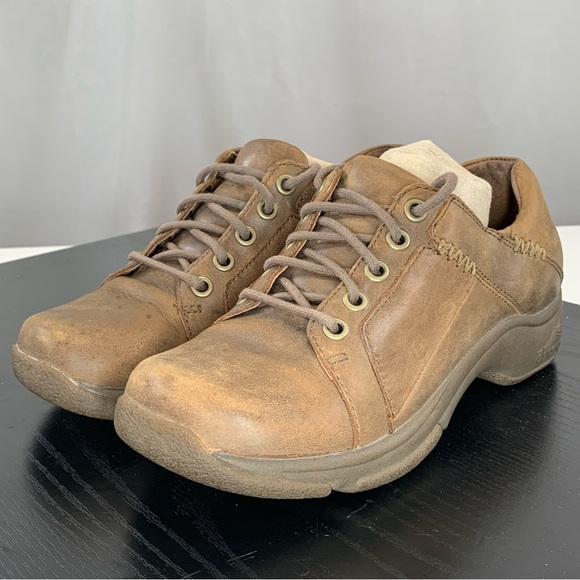 Dansko | Shoes | Dansko Brown Leather Walking Shoes Eu 36 Us 5 2 | Poshmark